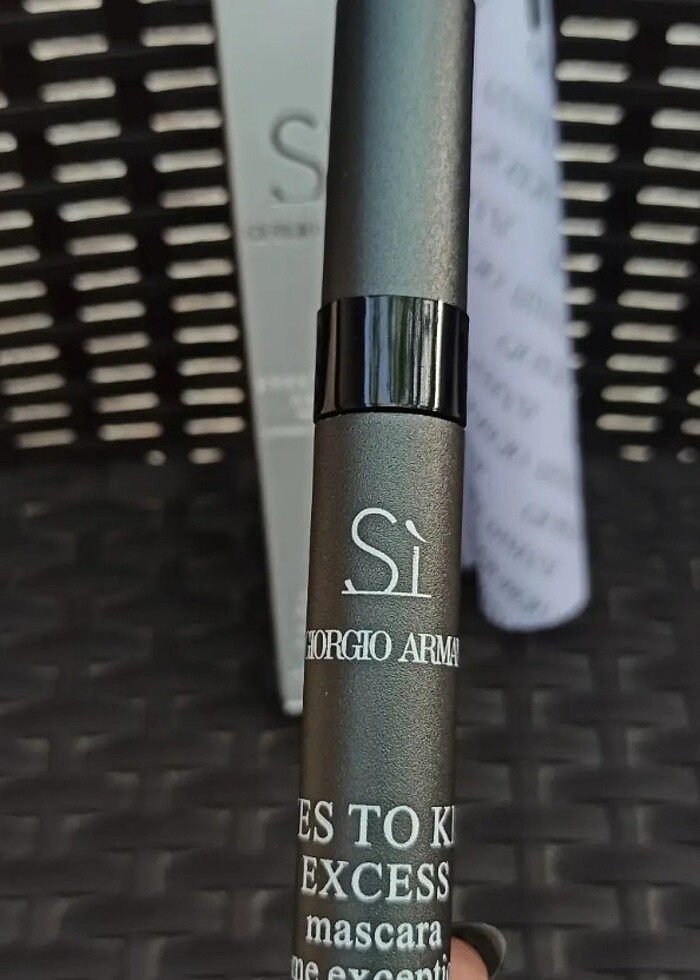 Giorgio Armani Si Maskara Giorgio Armani Maskara & Rimel %20 İndirimli ...